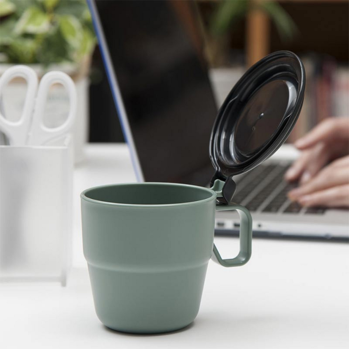 Inomata แก้วมัคแบบมีฝาพับ ขนาด 360 มล. | AllOnline
